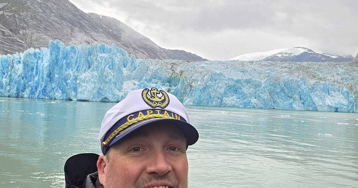 Endicott Arm Awe: Dawes Glacier & a “Glacierita” | ALASKA.ORG
