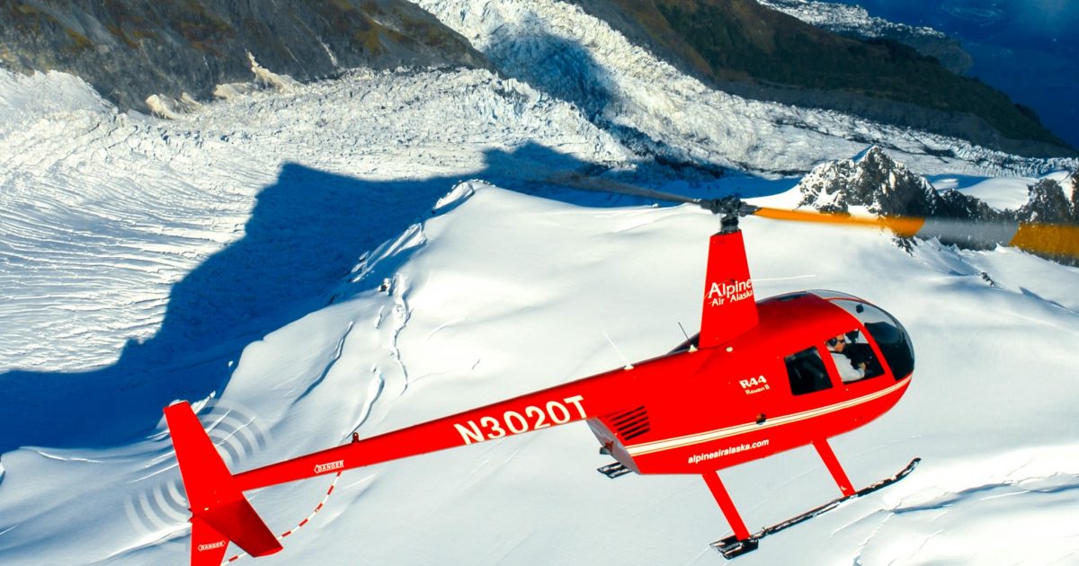 Airplane or helicopter flightseeing tour? | ALASKA.ORG