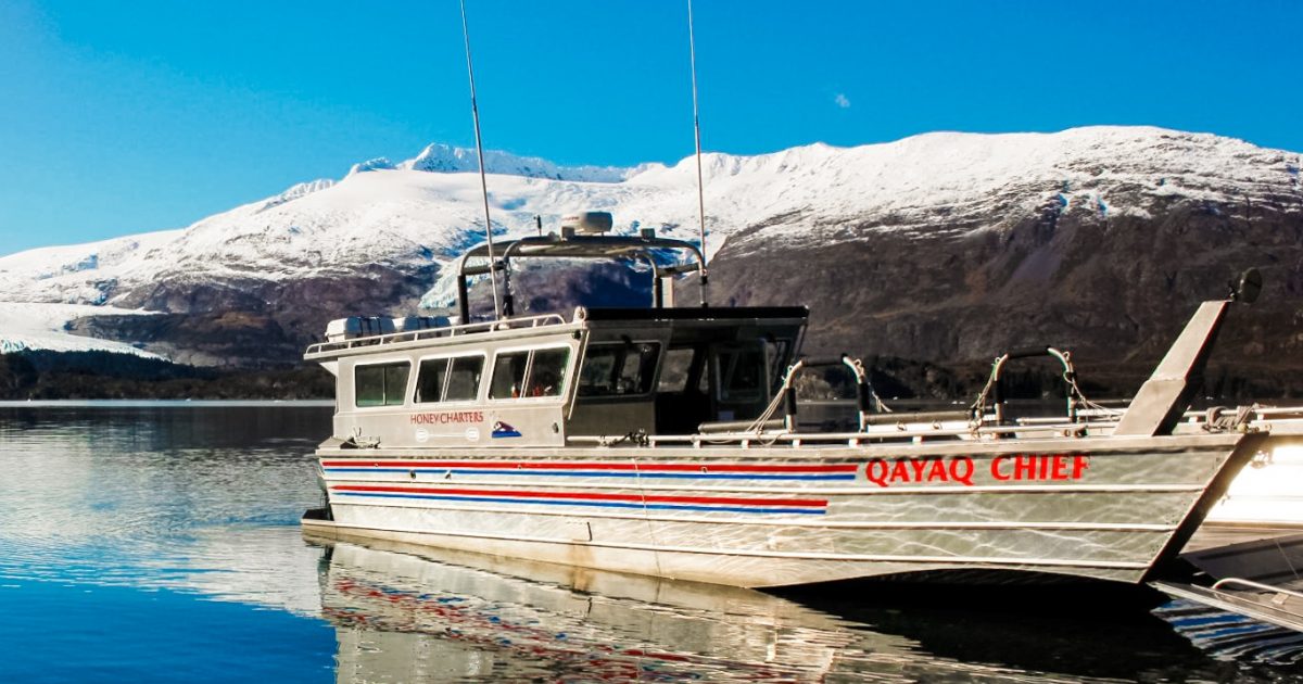 Hiring a Water Taxi for Kayaking | ALASKA.ORG