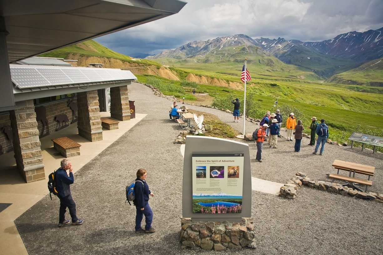 Eielson Visitor Center | 33 miles from Summit of Denali | ALASKA.ORG