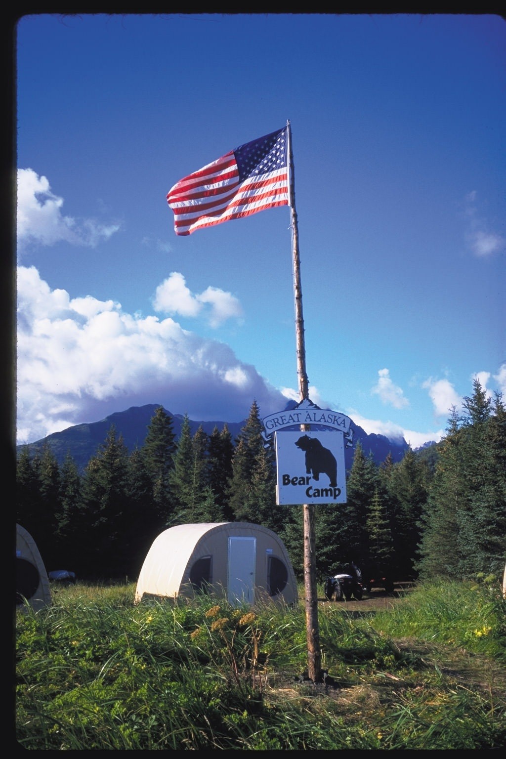 Alaska Bear Camp | Overnight Bear Viewing | ALASKA.ORG