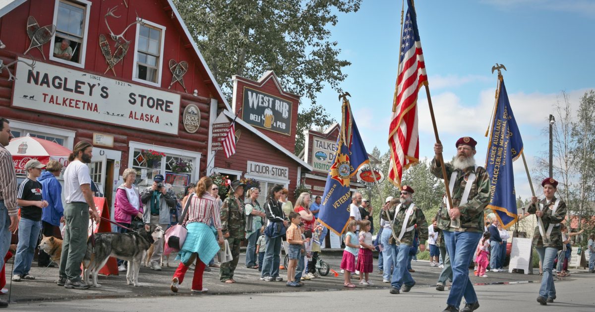 Talkeetna Main Street | ALASKA.ORG
