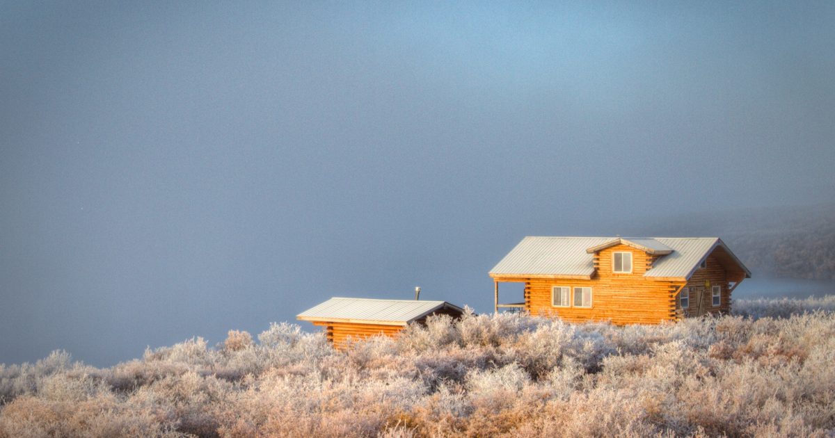 Cabins at Tangle Lakes | ALASKA.ORG