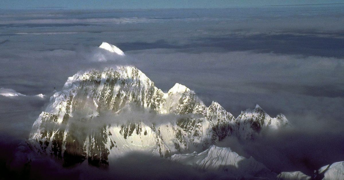 Mount Huntington | ALASKA.ORG