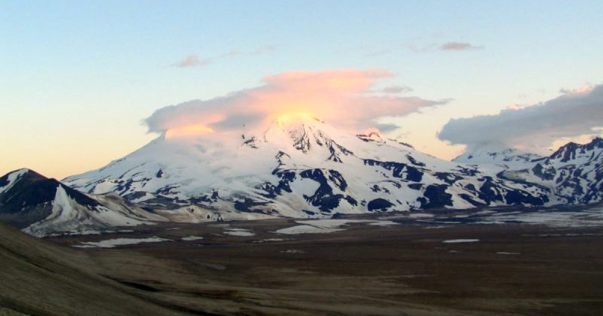 Mount Mageik Volcano | ALASKA.ORG