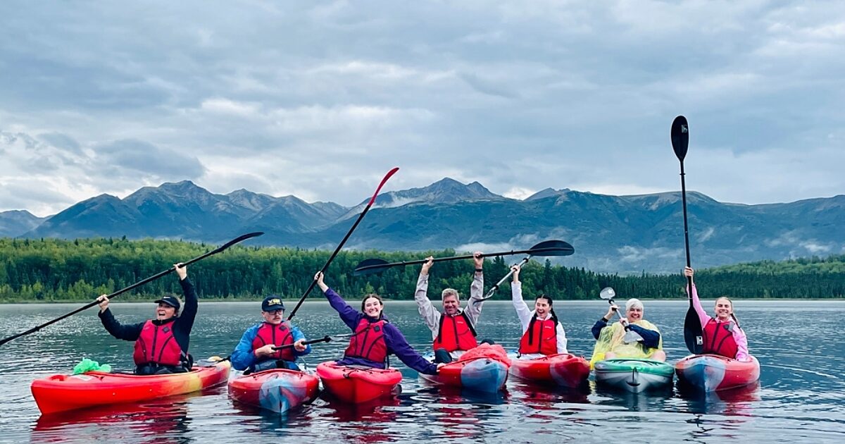 Eagle River Lake Kayaking | ALASKA.ORG