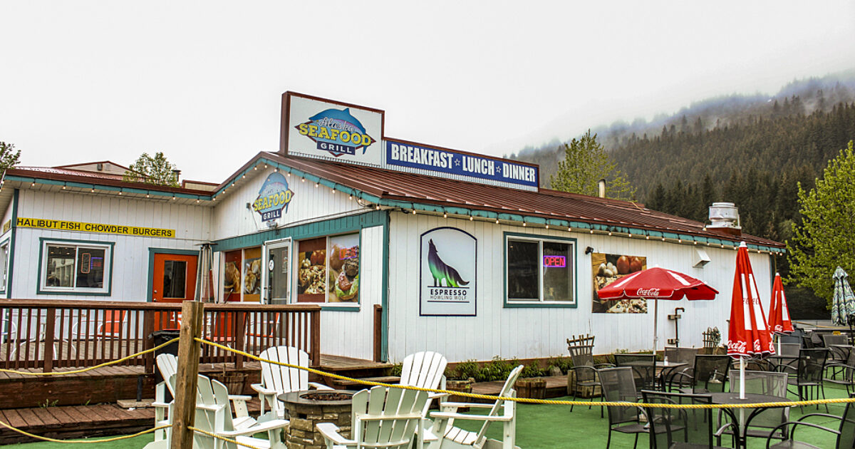 Alaska Seafood Grill | Seward Harbor Restaurant | ALASKA.ORG
