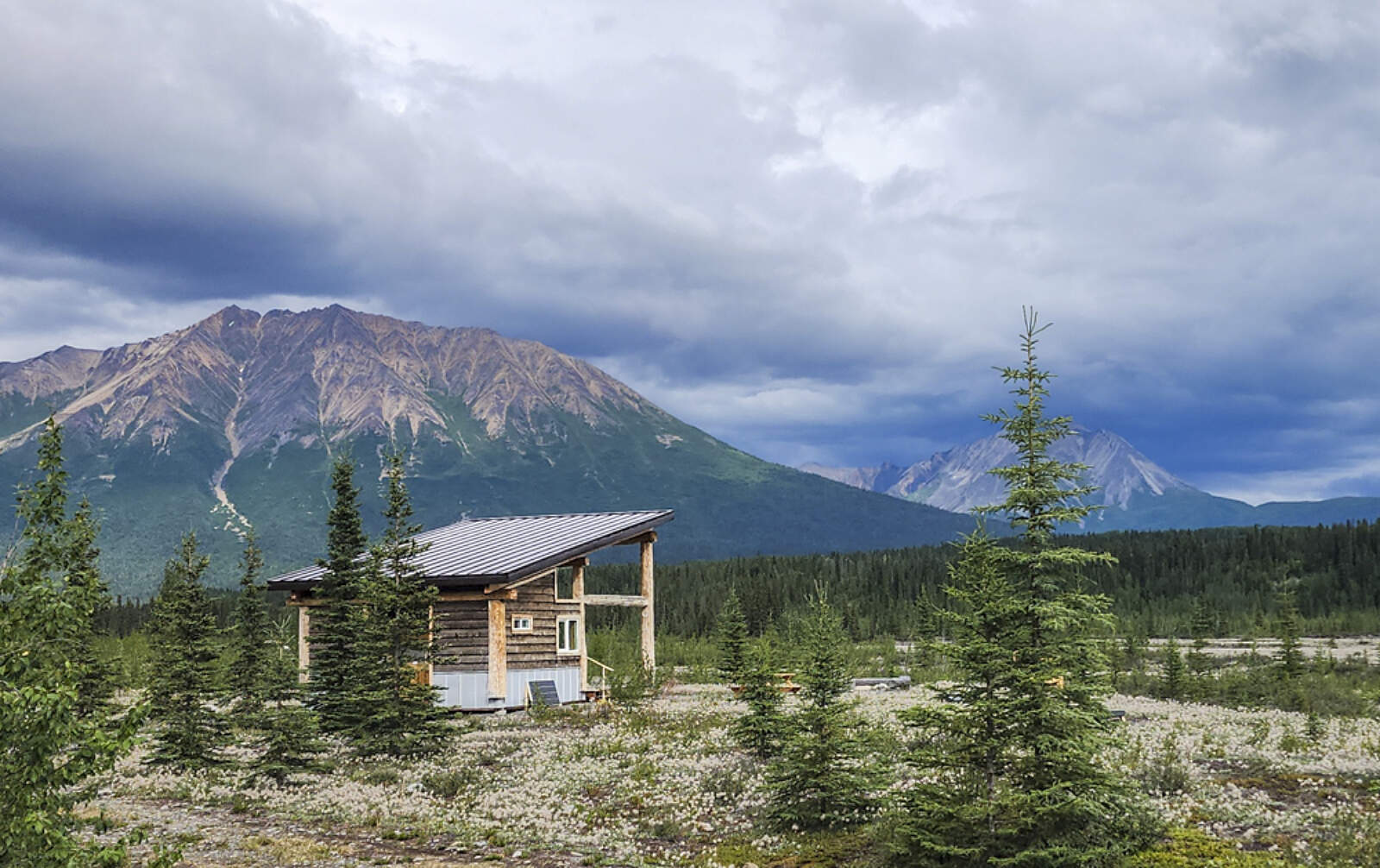 Camp McCarthy | Luxury Camping in McCarthy, Alaska | ALASKA.ORG