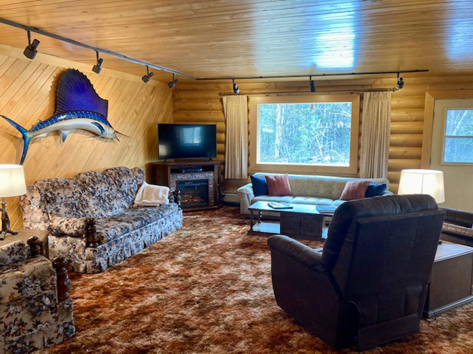 Willow Aviator Lodge | Vacation Rental outside of… | ALASKA.ORG